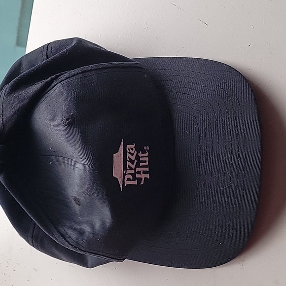 Pizza Hut | Accessories | Pizza Hut Hat Cap Classic Retro Logo Black ...